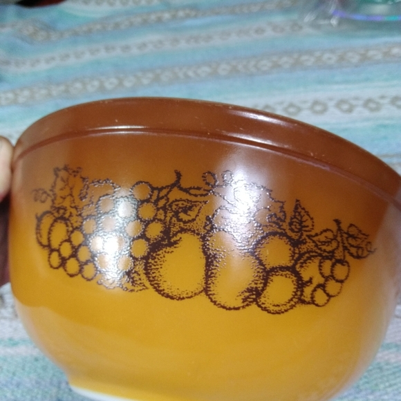 Vintage | Dining | Pyrex Bowl Vintage Brown Fruit | Poshmark